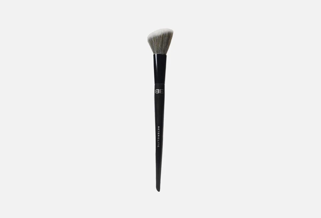 Кисть Beter ELITE Precision Blush Brush, для нанесения румян, 1шт