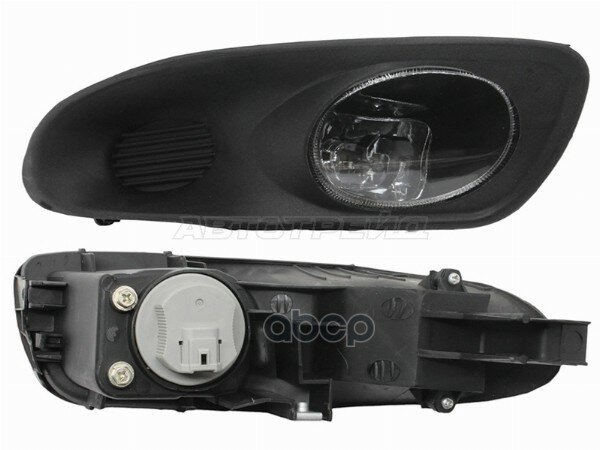 Фара противотуманная (Справа/ с оправой) Nissan Cefiro 98-03 Sat арт. ST-215-2021R