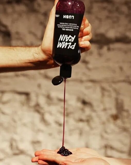 Lush Гель для душа с ароматом сливы Plum Rain, 555 гр