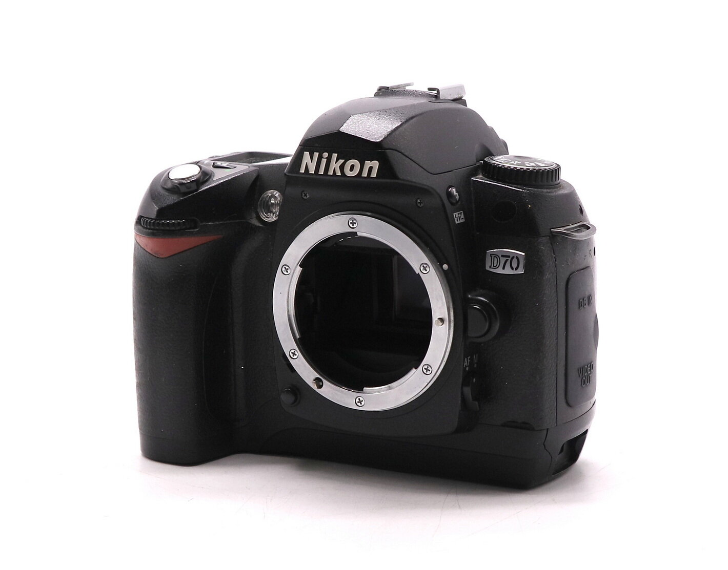 Фотоаппарат Nikon D70 body (пробег неизвестен)