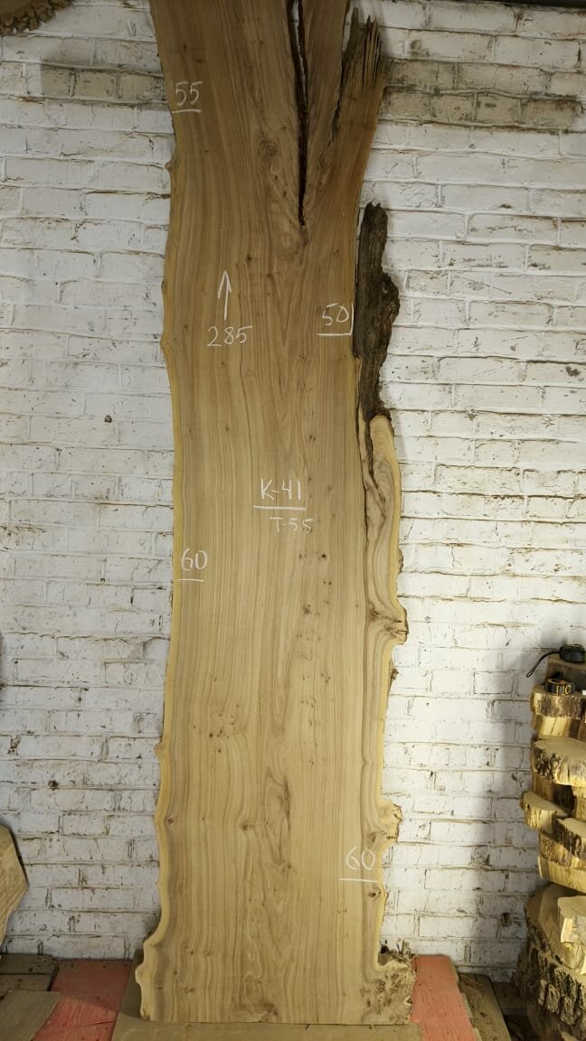 Слэб дерева Карагач К41, выровнен в плоскости, влажность 8-10%