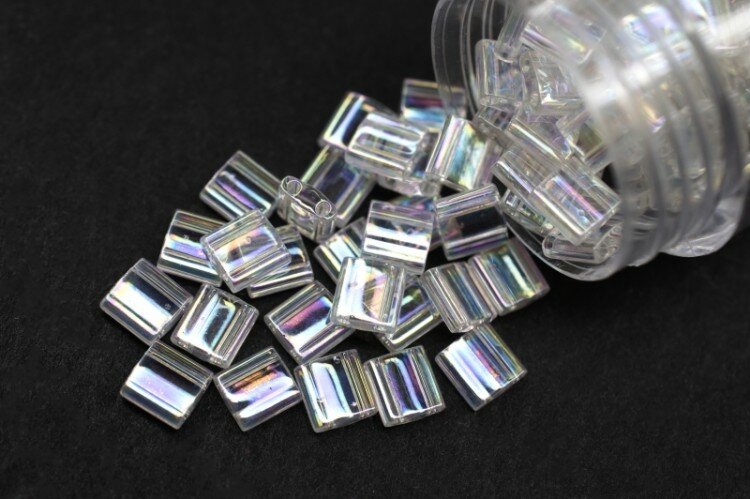 Бисер японский MIYUKI TILA #0250 хрусталь, радужный прозрачный, 5 грамм