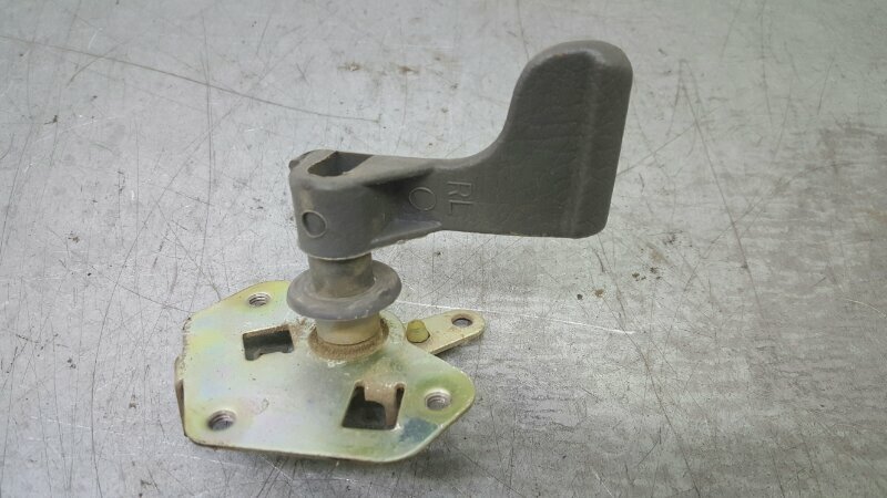 Ручка двери внутренняя Daewoo Espero KLEJ C20LE 1992 задн. лев. (б/у) 96134292