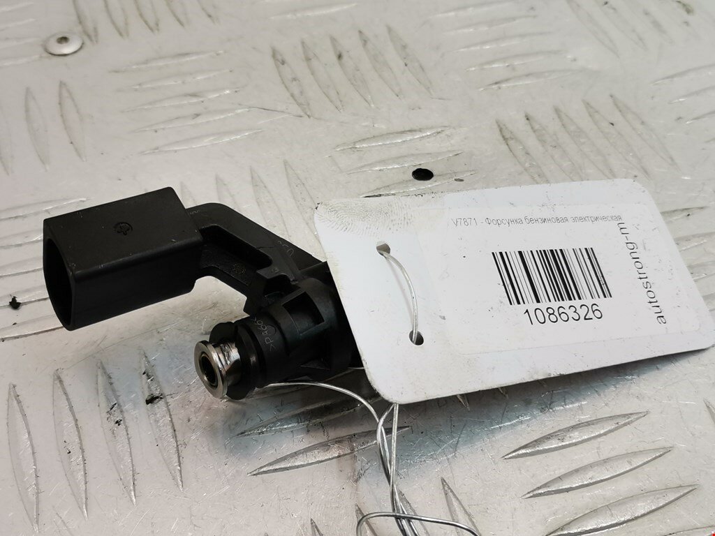 Форсунка бензиновая электрическая Volkswagen Golf 5 03C906036A арт. 1086326