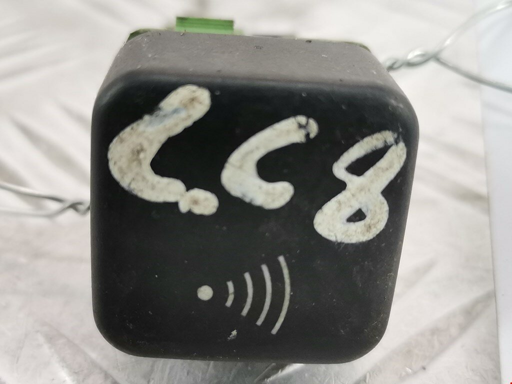 Кнопка парктроника Citroen C8 6554J9 арт. 1653377