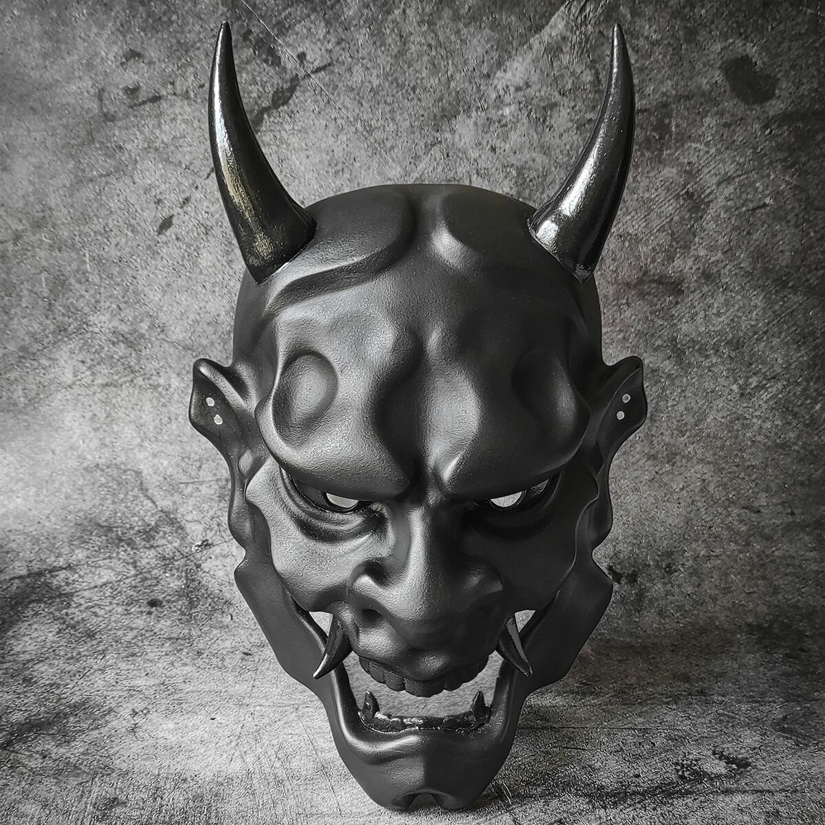 Японская маска Хання черная Matt Onix