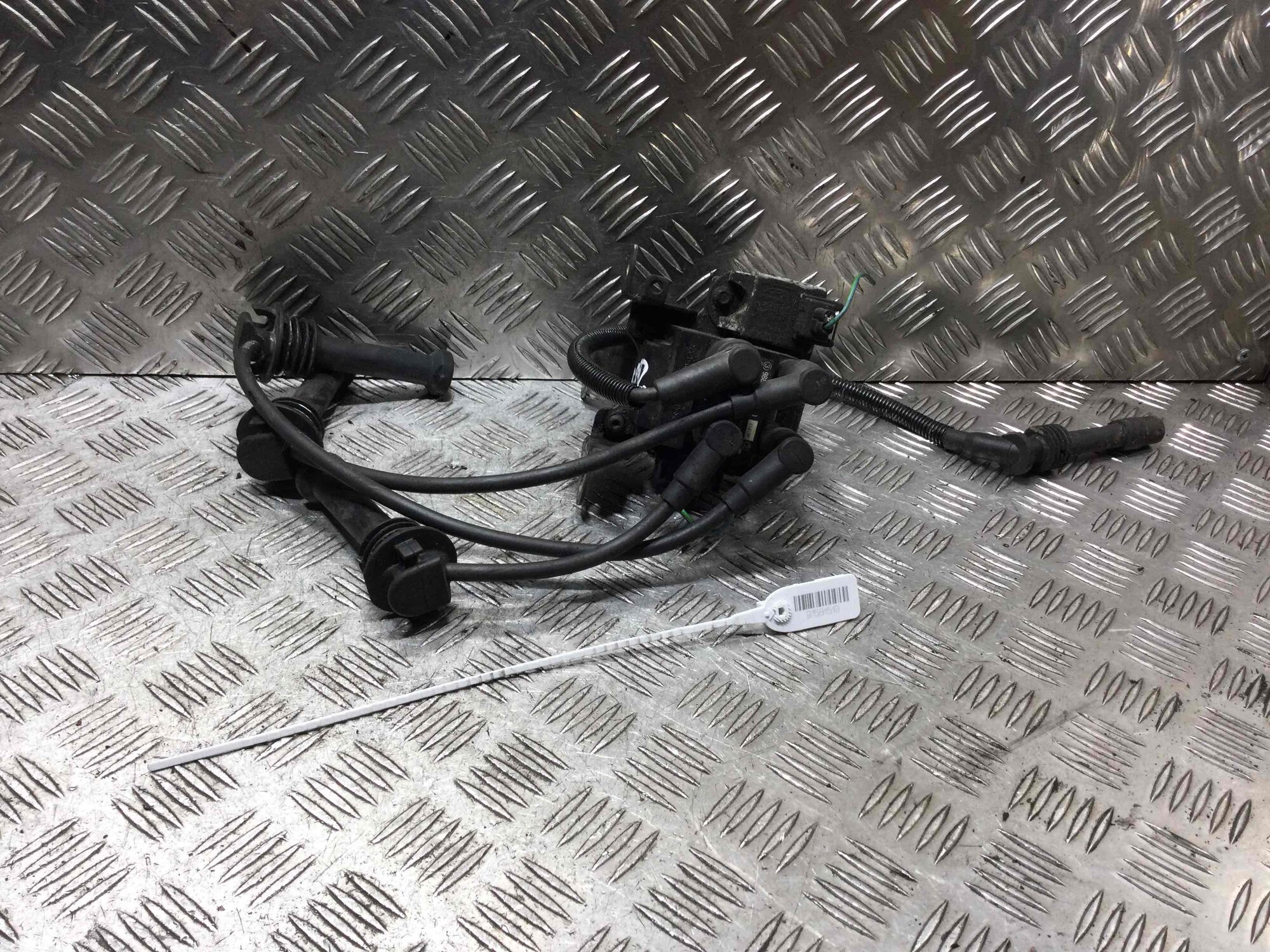 Б/У Катушка зажигания Ford Focus 1 поколение [рестайлинг] (2001-2005) 2004 г.