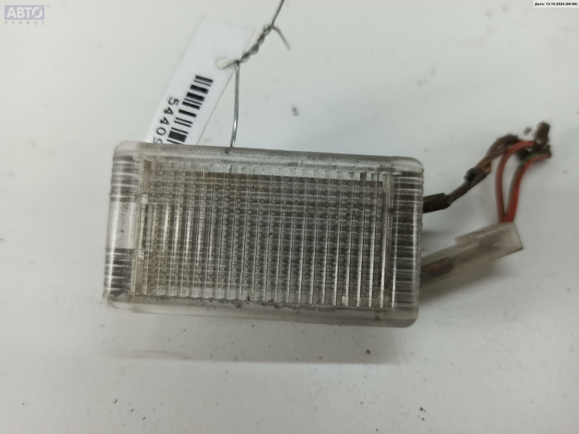 Фонарь салонный (плафон) Audi A8 D2 (1994-2002)