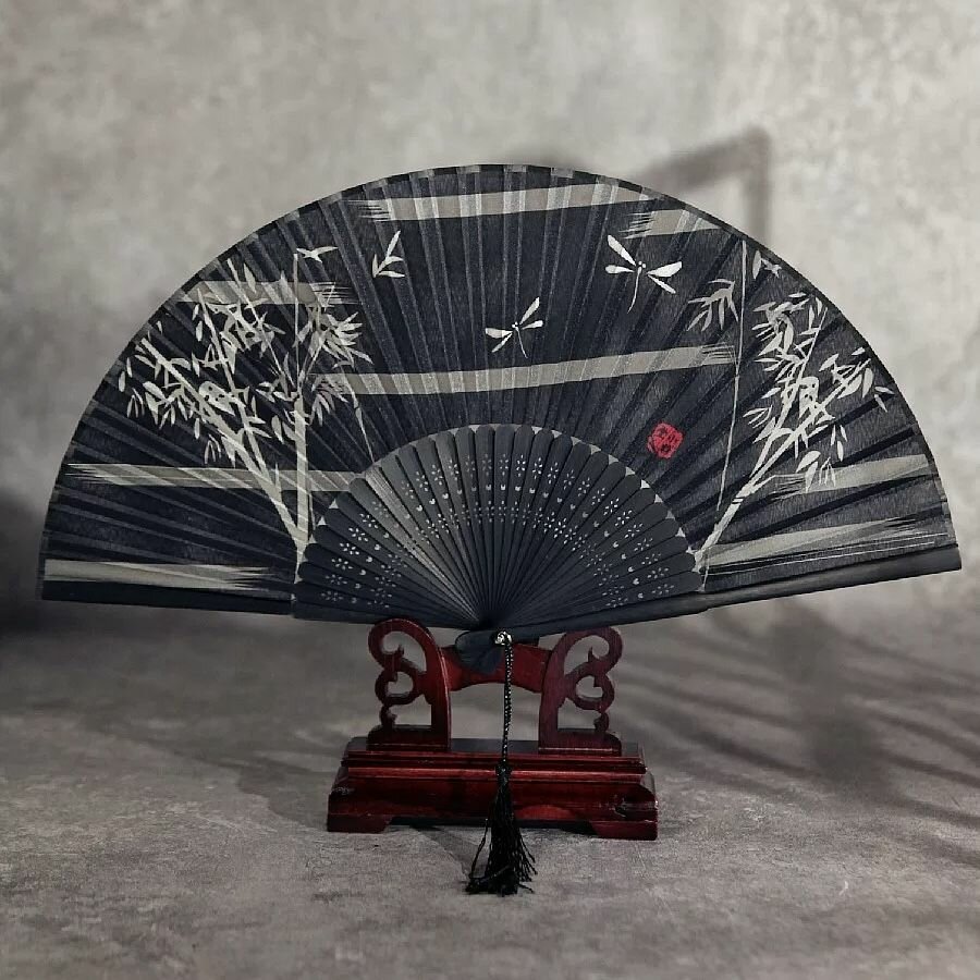 Бамбуковый шелковый складной ручной веер с Черная бамбуковая стрекоза