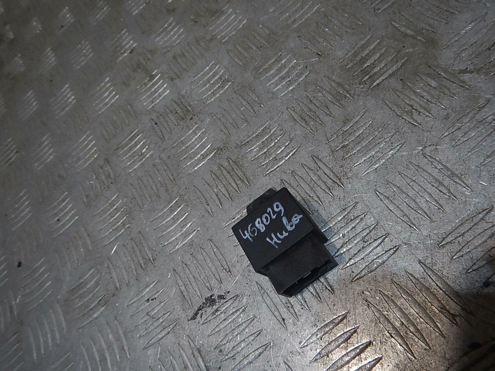 Б/У Реле, ВАЗ (VAZ)-LADA NIVA LEGEND (4X4) LADA NIVA LEGEND (4x4) Без видимых повреждений. 468029 LADA арт. 3746900286