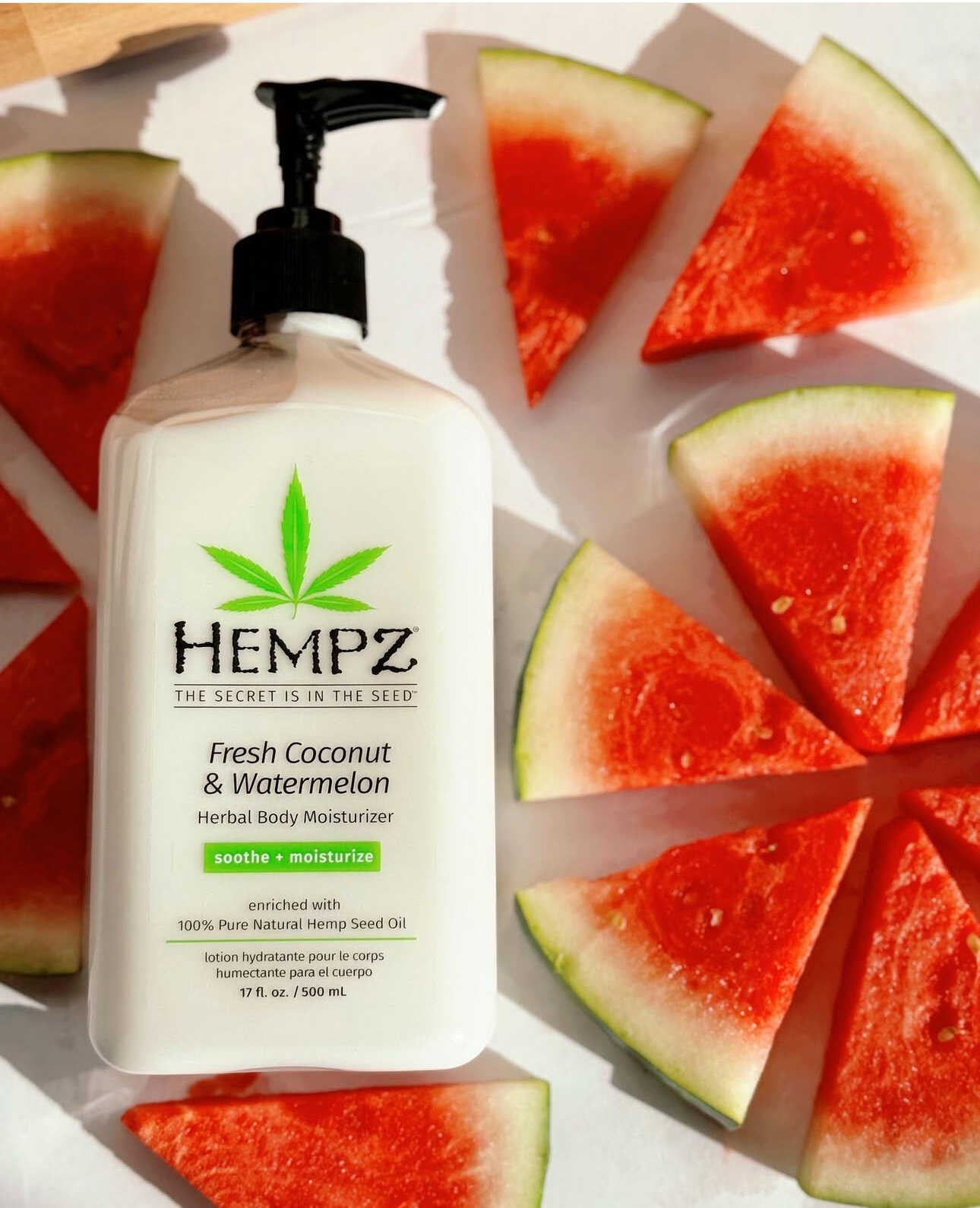 Hempz Молочко для тела увлажняющее Кокос и Арбуз Fresh Coconut&Watermelon Herbal Moisturizer, 500мл