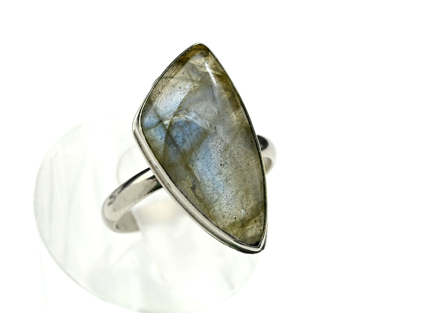 Кольцо, лабрадорит