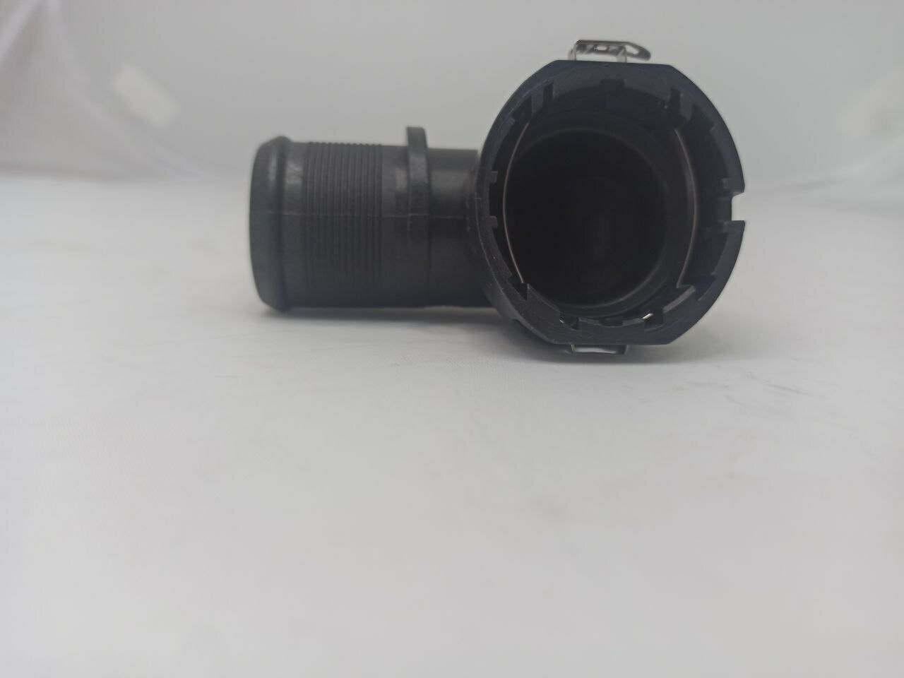 Патрубок переходник для шланга системы охлаждения 254851J000 для Accent, Getz, Optima