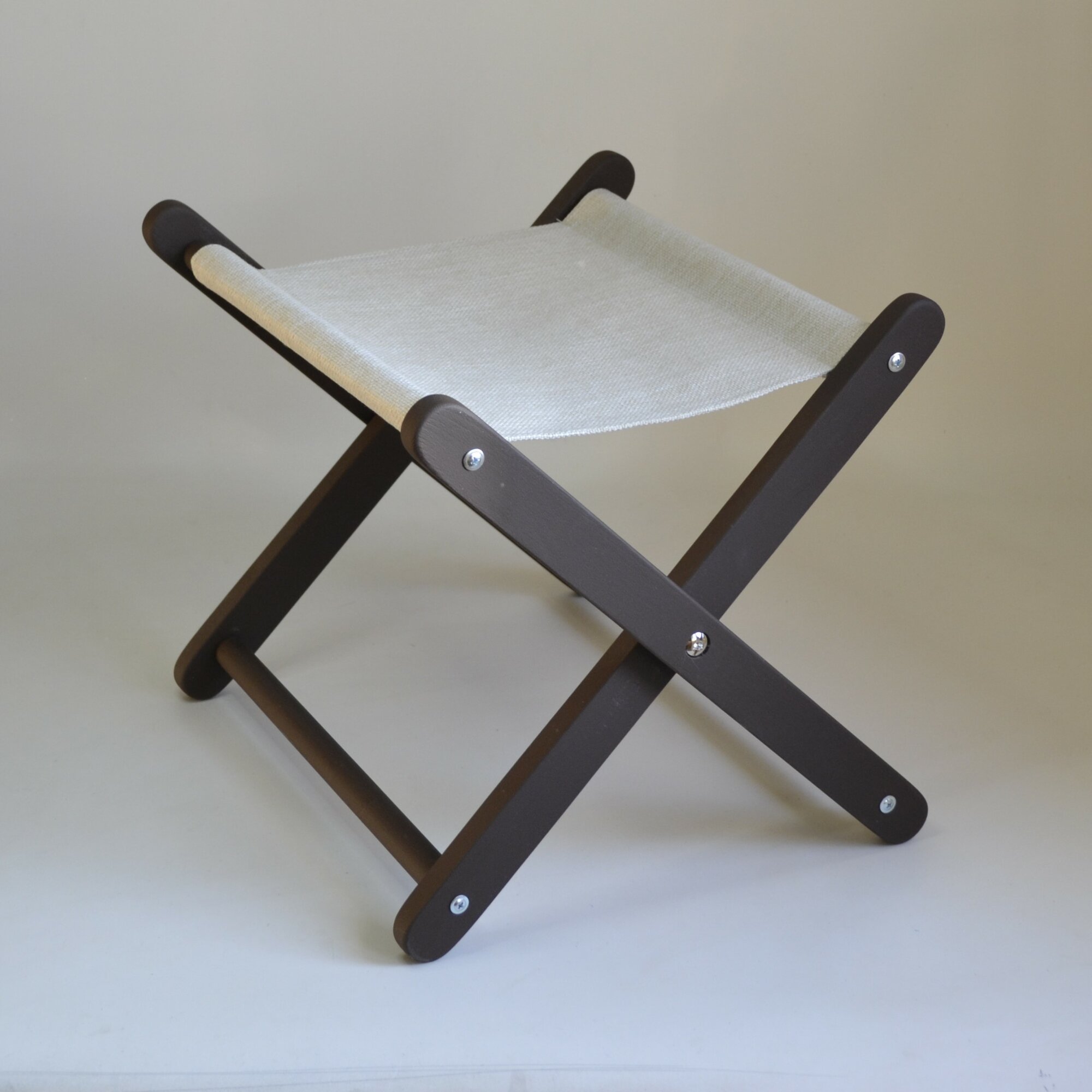 Подставка для сумок из рогожки, цвет лён с деревянной основой горький шоколад