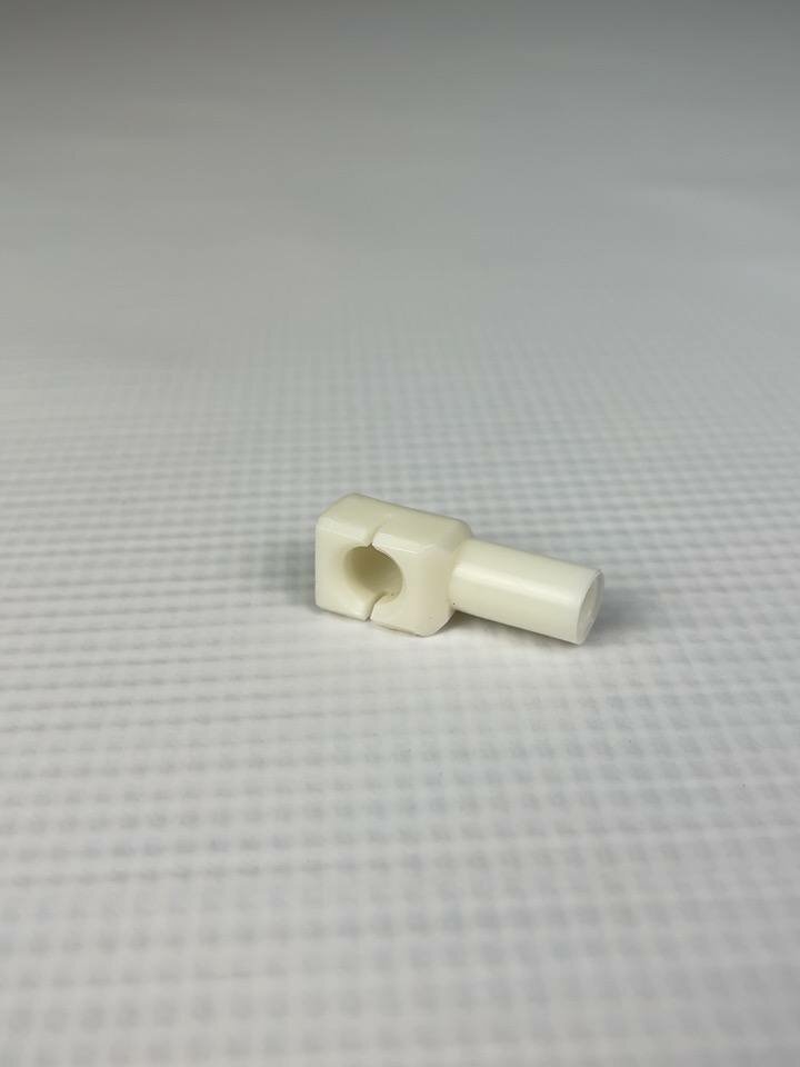 Пластиковый наконечник тяги акселератора для 2101-2107