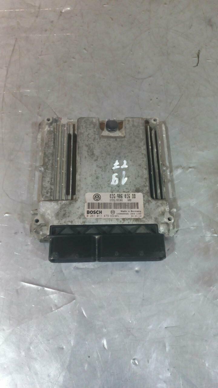 Блок управления двигателем Volkswagen Touran 03G906016BB