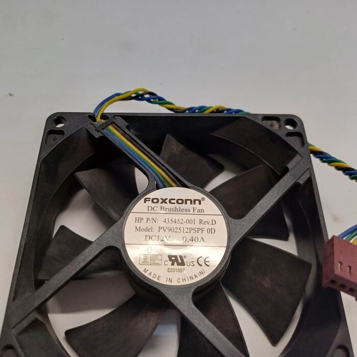 Вентилятор 92x92x25 DC 12V 0.4A Foxconn PV902512PSPF 0D pn 435452-001 1500об/мин 4 Pin