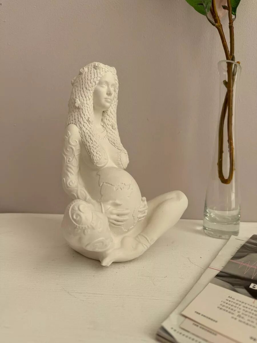 Статуэтка BI BRIGHT IDEA "Мать Природа", высота 17см, ширина 15см, длина 16см, белая