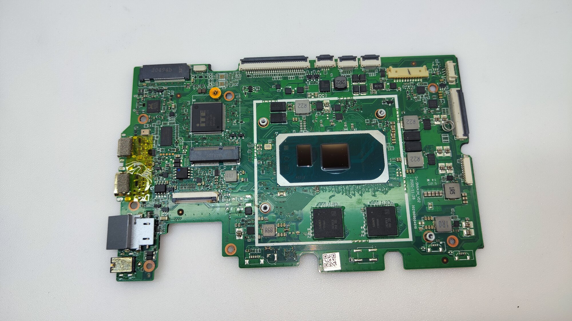Материнская плата не рабочая (донор компанентов) ECHIPS Envy Pro NB15A-X-512 процессор Core i5-1035G1, 16Gb RAM