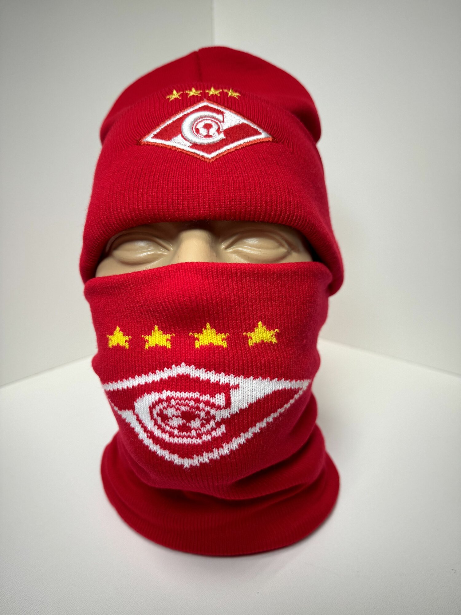 Комплект с головным убором  Осень-зима 2024 для взрослых и детей