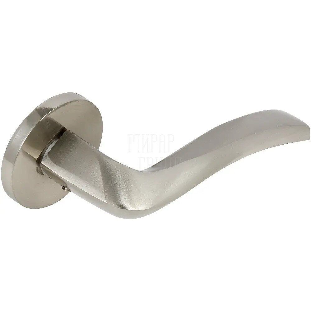 Дверная ручка на круглой розетке ADDEN BAU "WAVE" S-488 никель