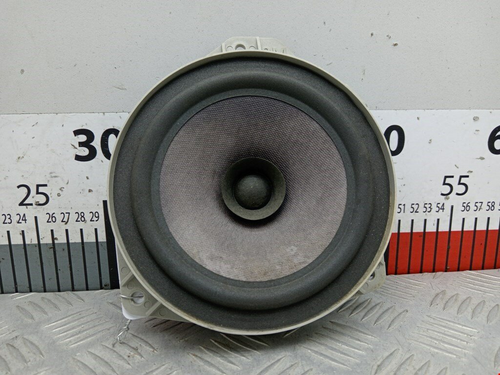 Динамик Subaru Forester 2 (SG) 86301SA000 арт. 2114044