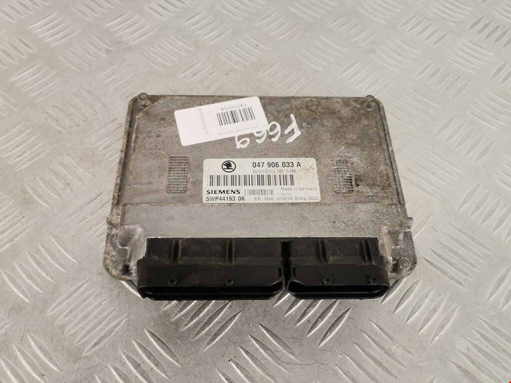 Блок управления двигателем Skoda Fabia 1 047906033H арт. 1450054