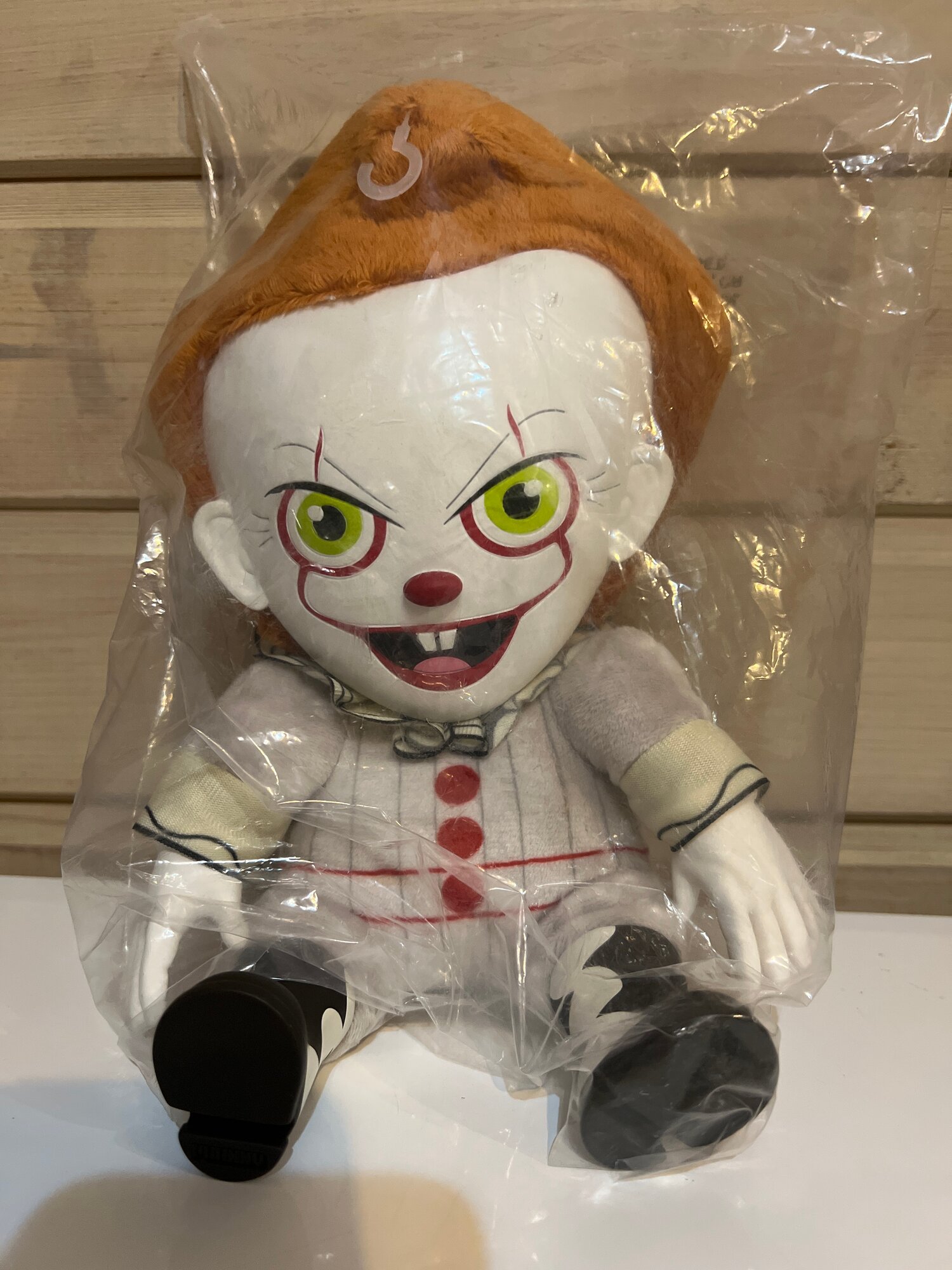 Pennywise от Kidrobot фигурка Пеннивайз мягкий