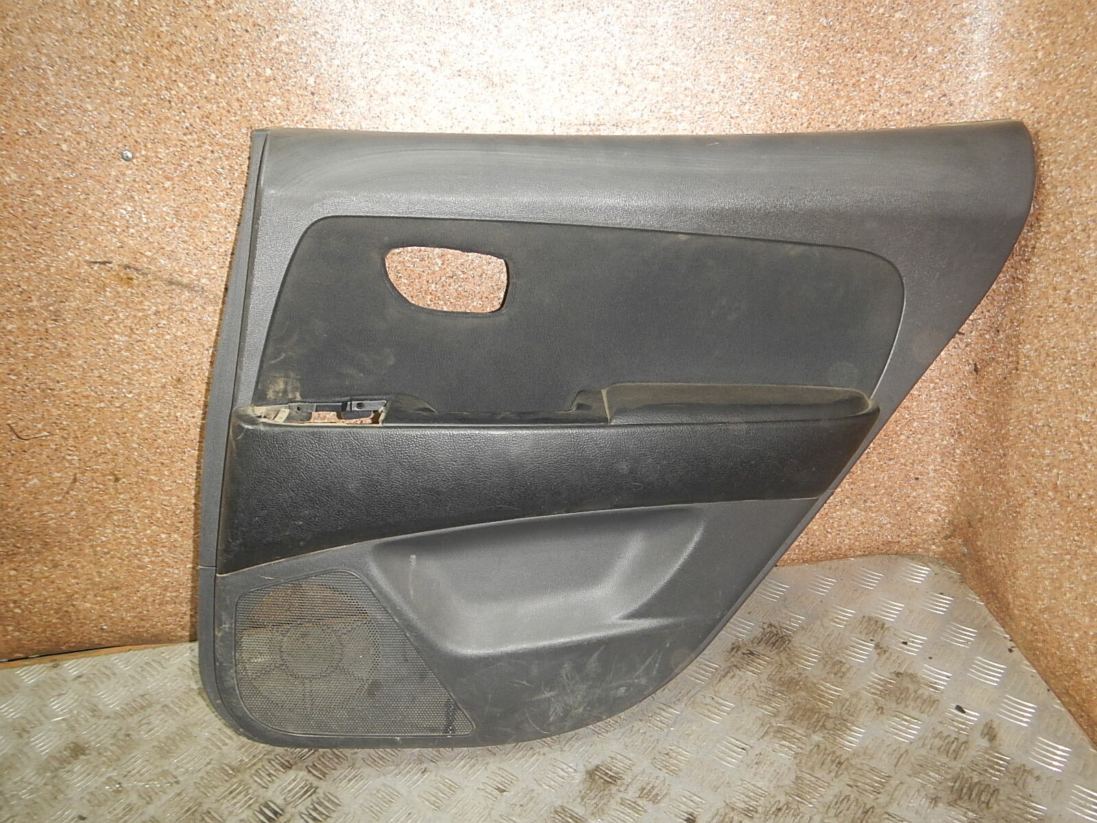 Б/У Обшивка двери задней правой, Hyundai (Хендэ)-ELANTRA (06-11) HYUNDAI ELANTRA (06-11) Царапины. 306502 Hyundai-KIA ар...