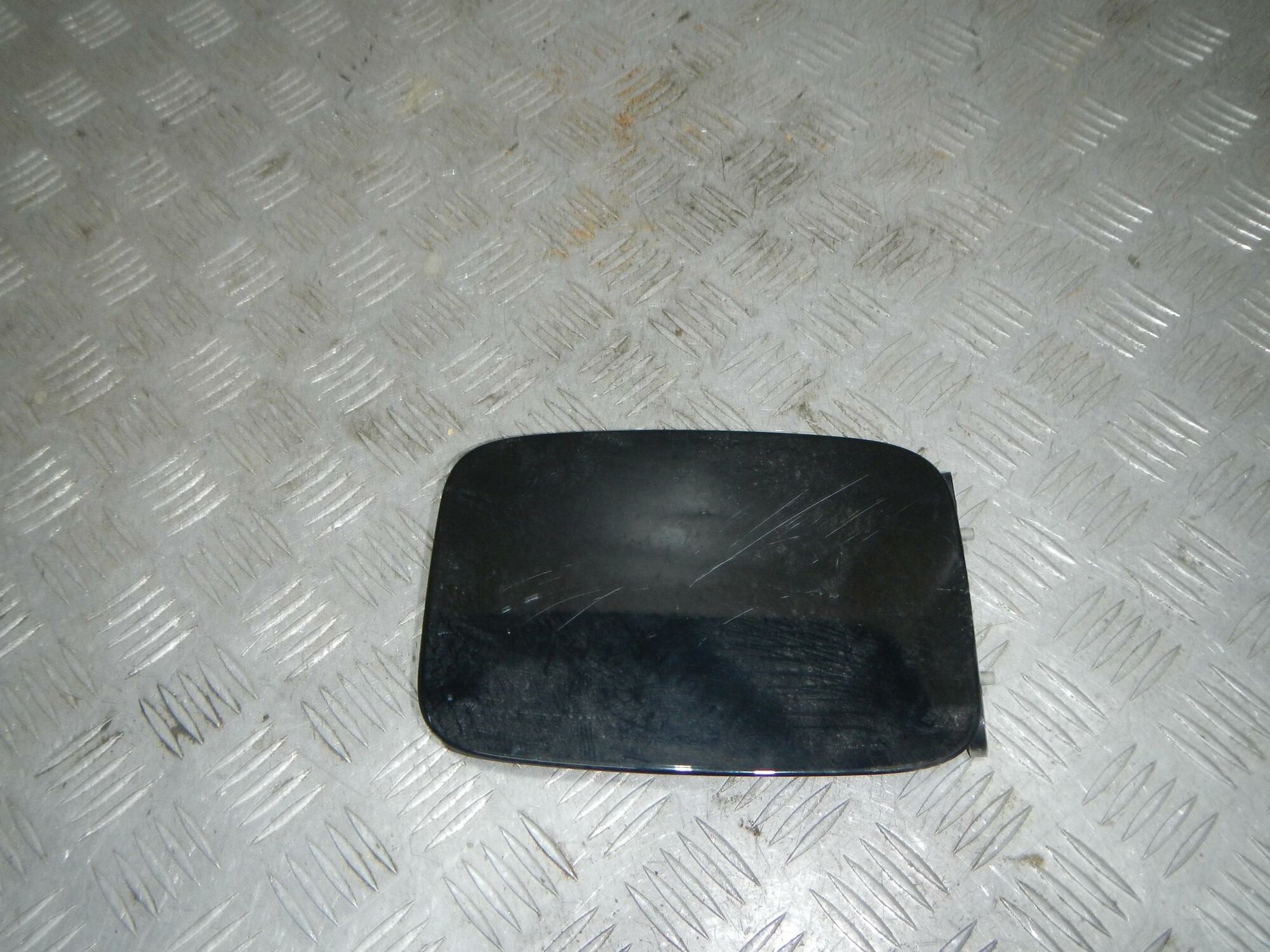 Б/У Лючок бензобака, Volvo (Вольво)-S40 (04-) VOLVO S40 (04-) Царапины. 472077 VOLVO арт. 30753621