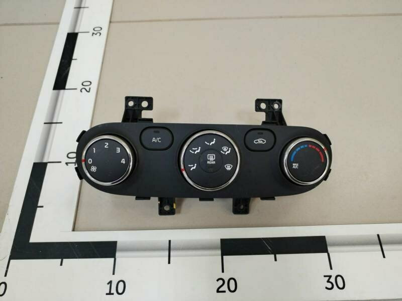 Блок управления отопителем Kia Cerato YD 2013-2020 кат.номер: 97250A7020WK 97250A7020