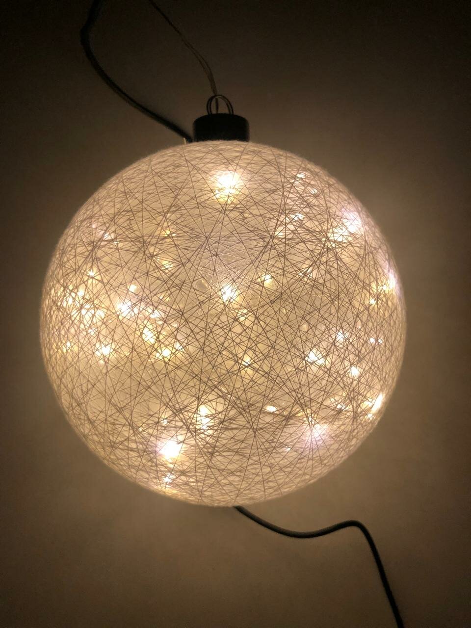 Гирлянда новогодняя "ШАР плетёный" 15см. 50 LED - 12V, нить белая, адаптер в комплекте, цвет: тёплый белый, модель FSNL-029