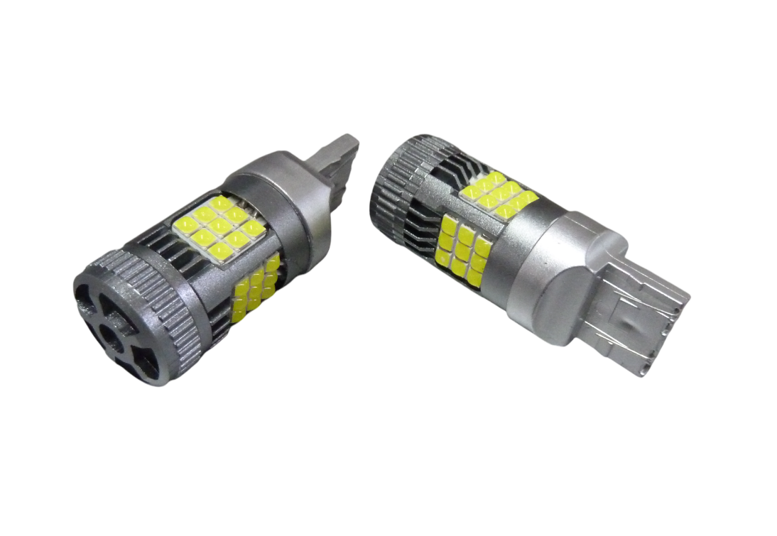 Светодиоды Zumato 7443-36 CAN (чипы 3030) 16/6W 5000K 1100Lm (W21/5W) 12-24V с кулером (биполярные) - 2 шт.