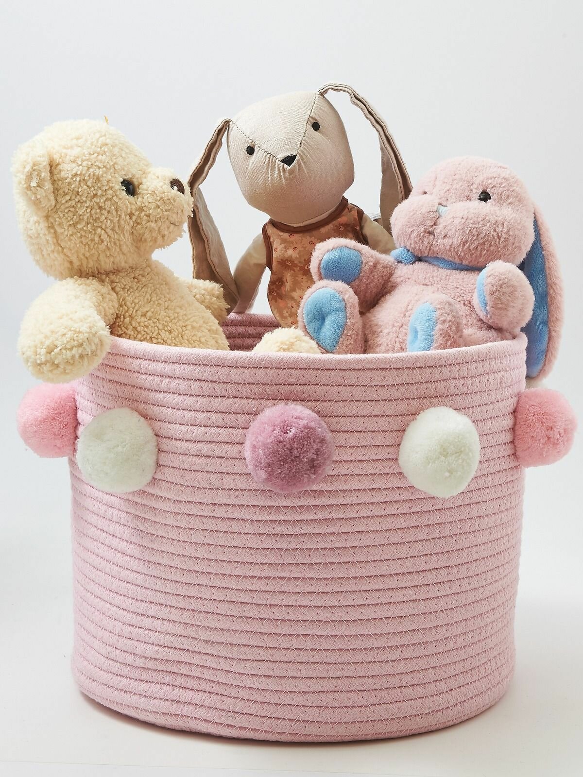 Корзинка с помпонами для хранения игрушек и вещей в детской интерьерная плетеная хлопковая