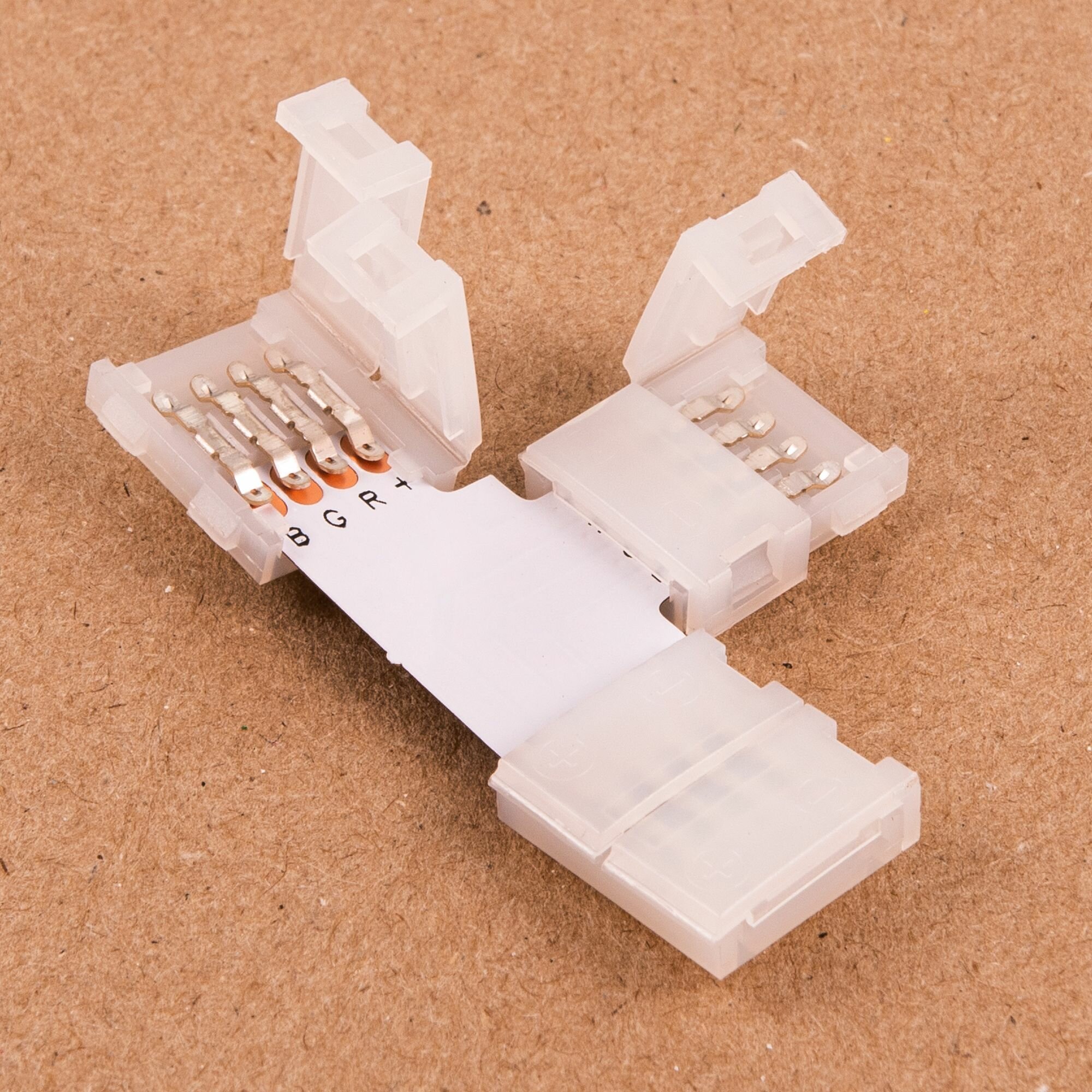 Соединительный коннектор соединение типа T для светодиодной LED RGB ленты шириной 10 мм - 1 шт.