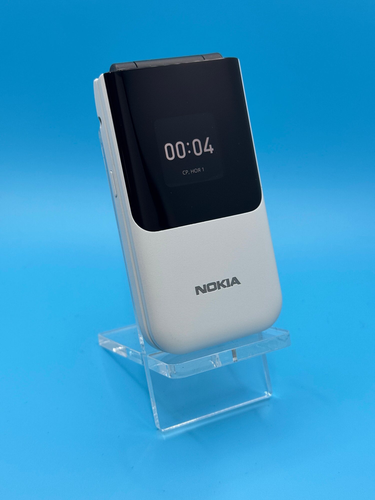 Мобильный телефон Nokia 2720 Flip
