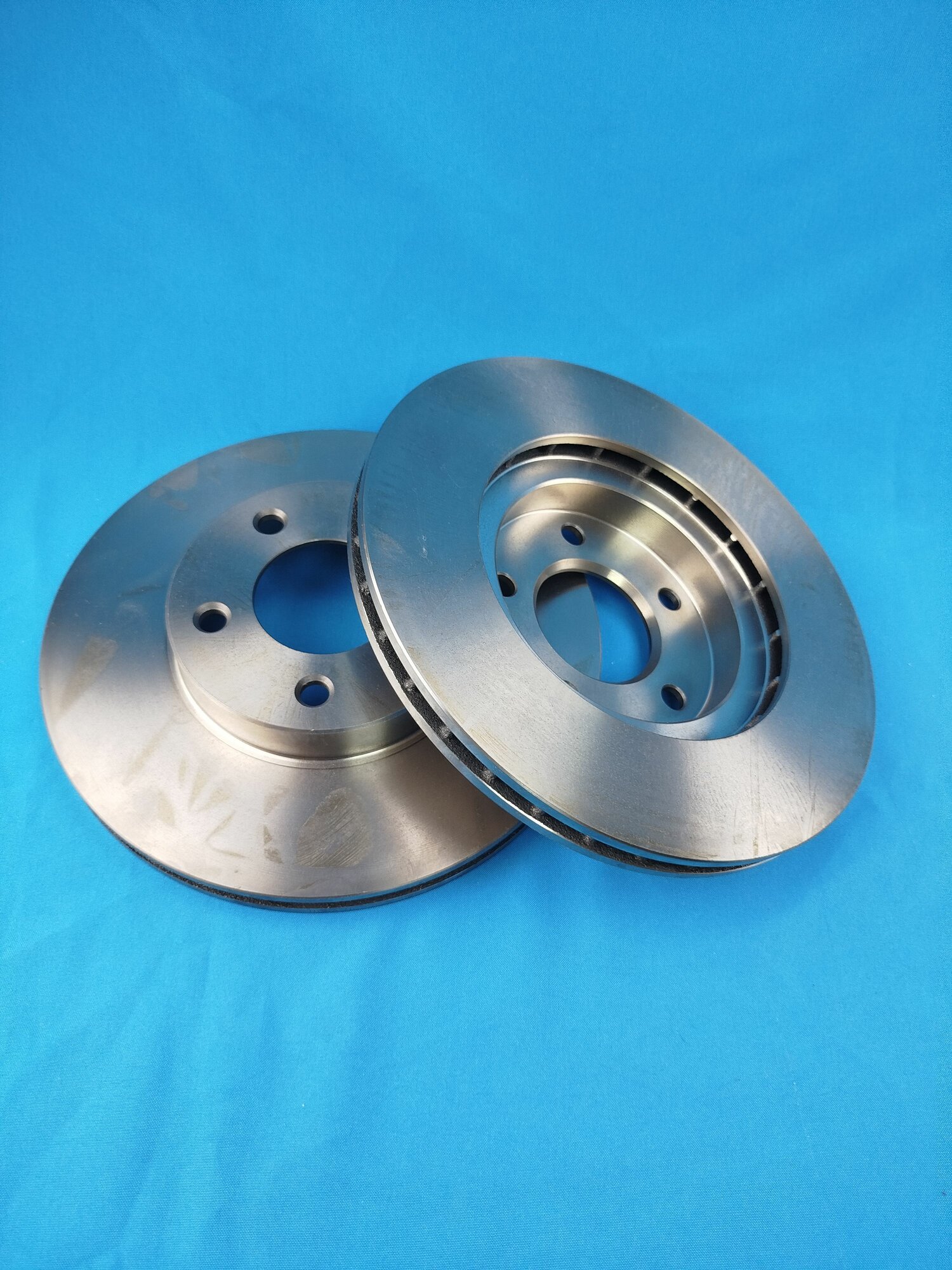 Диск тормозной "HOLA" для а/м Волга