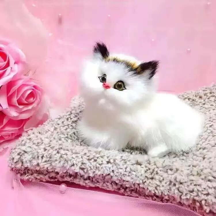 Черноухая фигурка сидящей кошки с бархатной подушкой, звуковая игрушка
