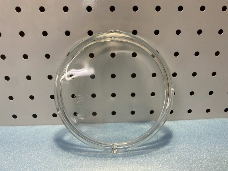 Стекло фары дальнего света внутреннее правое скания 5 серия (SCANIA)