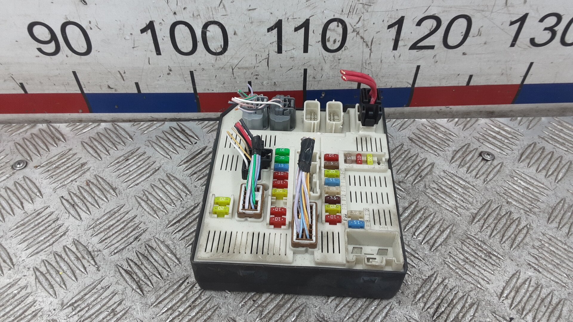 Блок предохранителей RENAULT MEGANE 3, Номер 8609116434