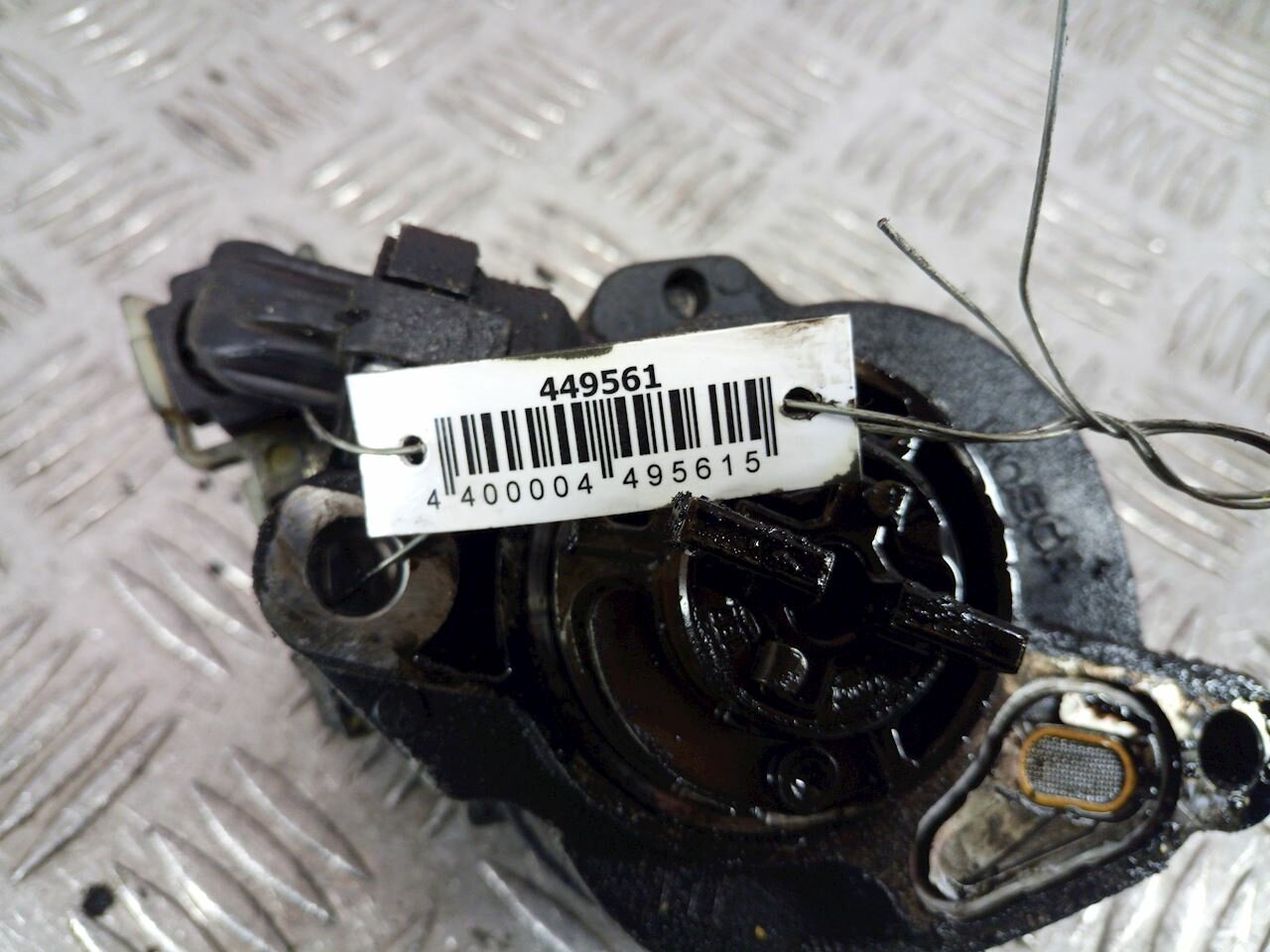 Насос вакуумный Mazda 3 BK Y60118G00C арт. 449561
