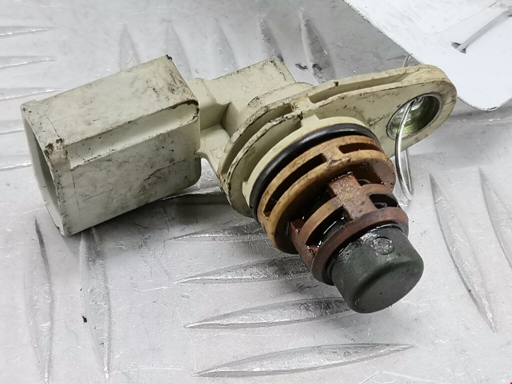 Датчик распредвала Volkswagen Polo 4 03D907601 арт. 1594258