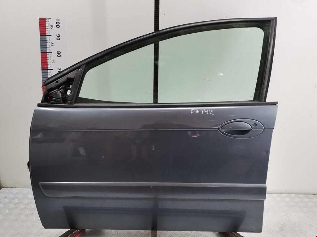 Дверь передняя левая Citroen C5 1 9002P1 арт. 1742880