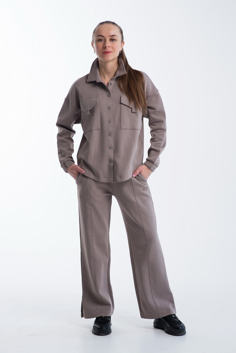 Костюм спортивный