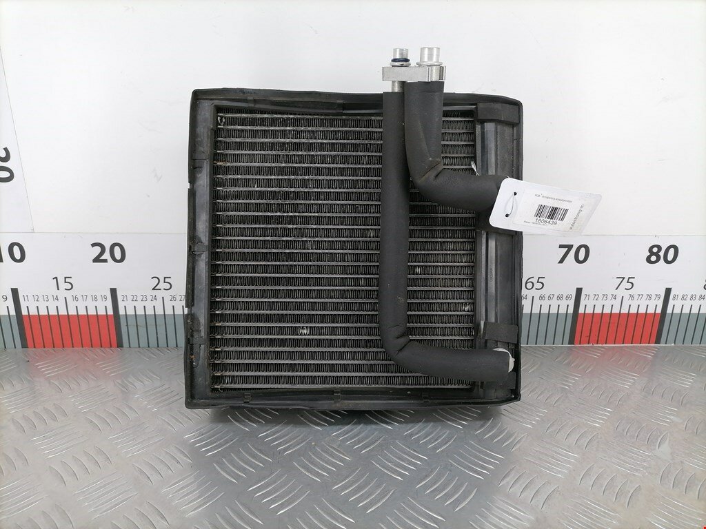 Испаритель кондиционера Nissan Pathfinder (R51) 27411ZF00A арт. 1806439