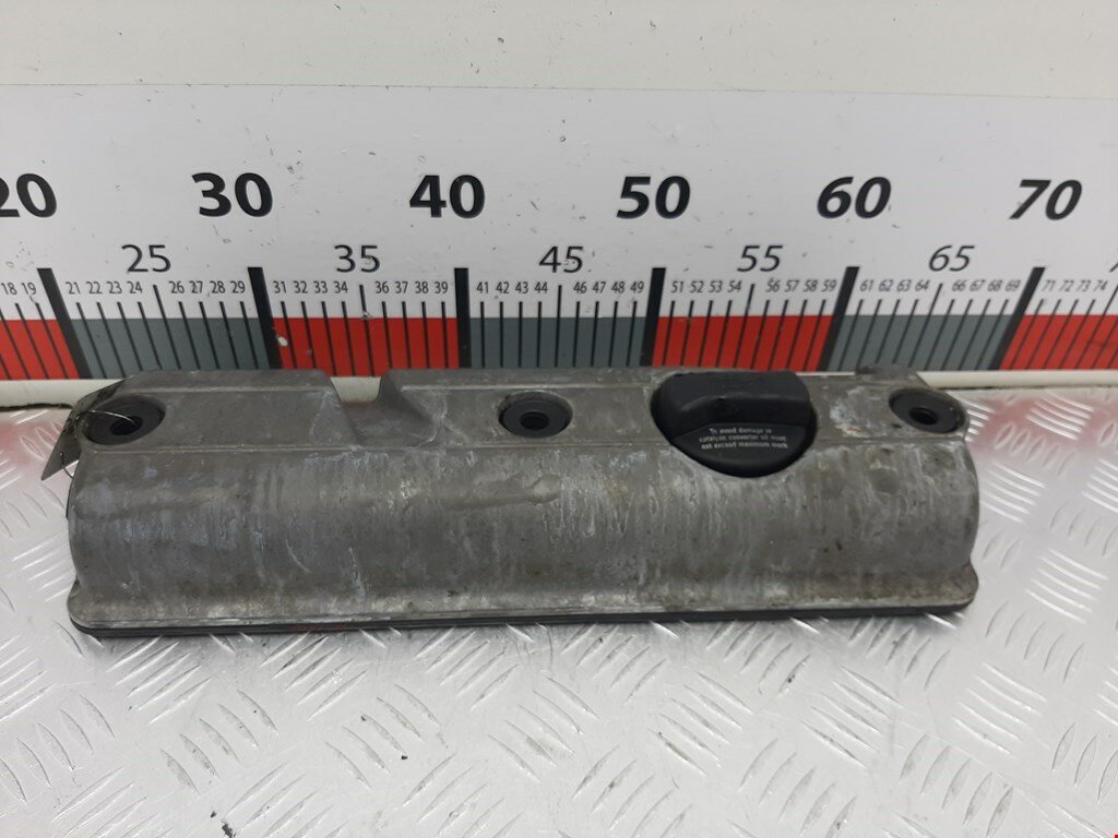 Крышка клапанная Volkswagen Polo 3 030103469N арт. 2045736