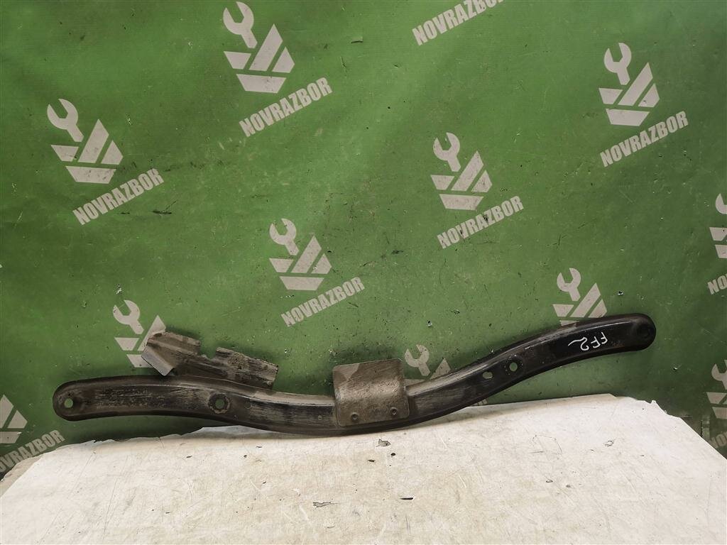 Балка передняя поперечная Ford Focus 2 05-08