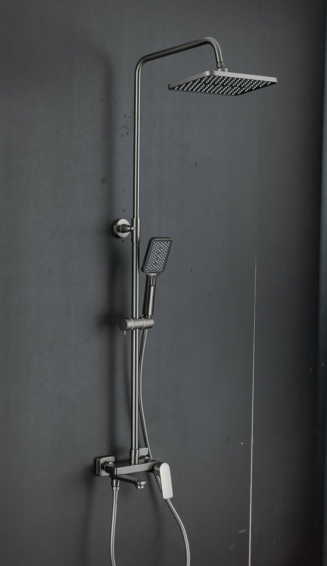 Душевая стойка Frap F2486-9 оружейная сталь, латунь