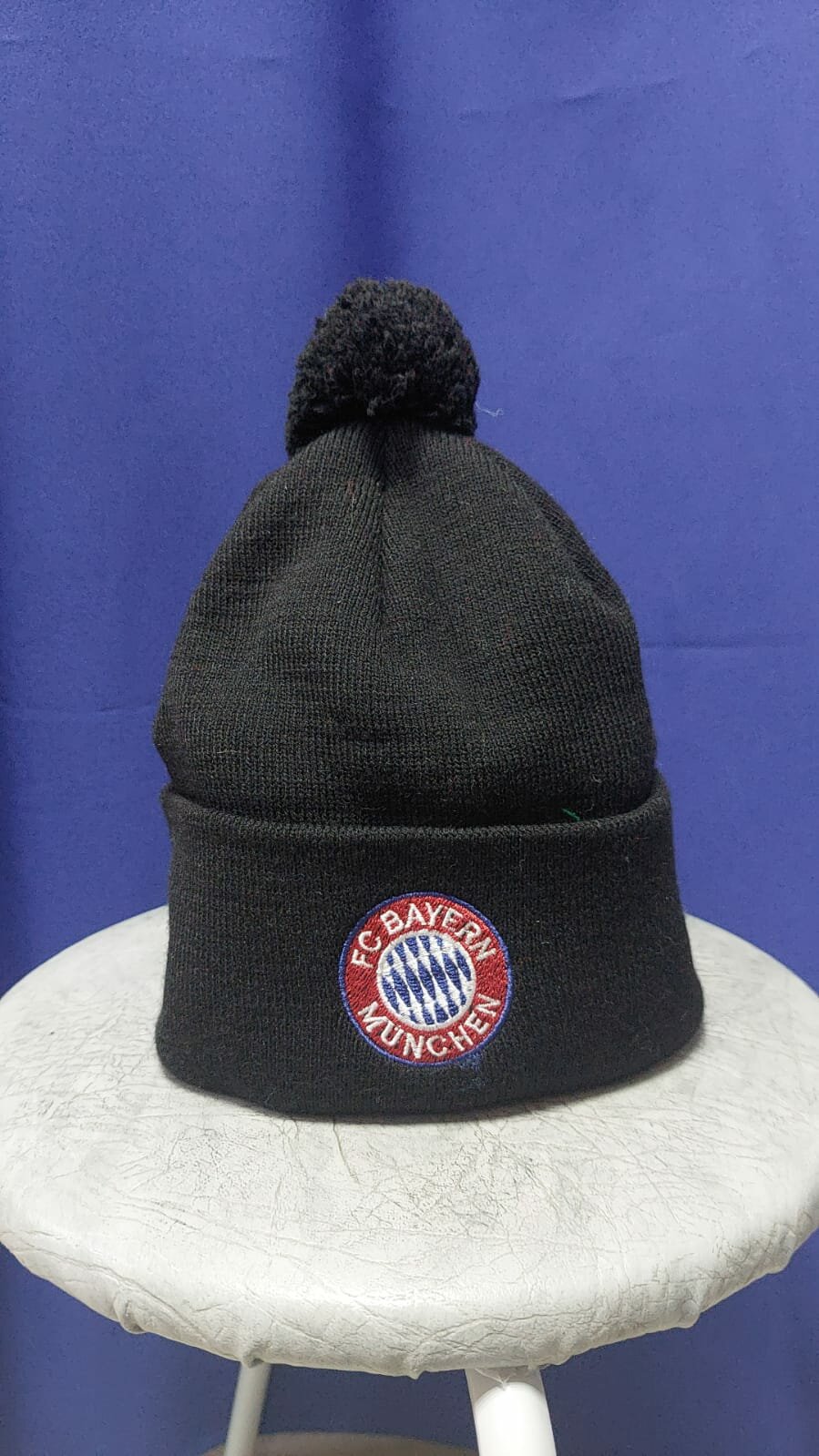 Для футбола Бавария шапка зимняя с помпоном футбольного клуба FC Bayern Munich (Мюнхен) черная
