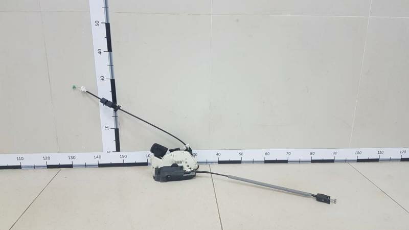 Замок двери передней правой Skoda Octavia A7 2013 кат.номер: 5E1837016